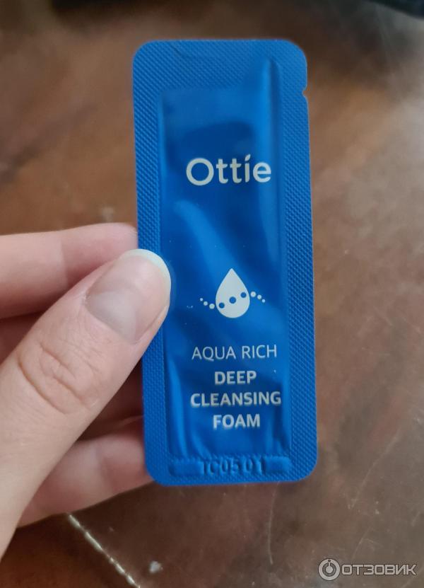Отзыв о Пенка для умывания Ottie Aqua Rich Deep Cleansing Foam | Очень ...