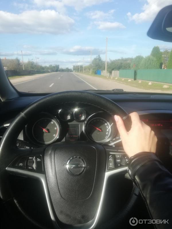 Отзыв о Автомобиль Opel Astra хэтчбек | Любовь с первого взгляда