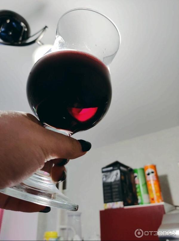 Отзыв о Вино сухое красное Pinotage Simonsig | Очень нежный и ласковый ...